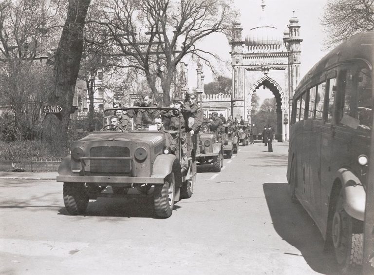 Royal Canadian Regiment at the Royal Pavilion – WW2 in Brighton & Hove