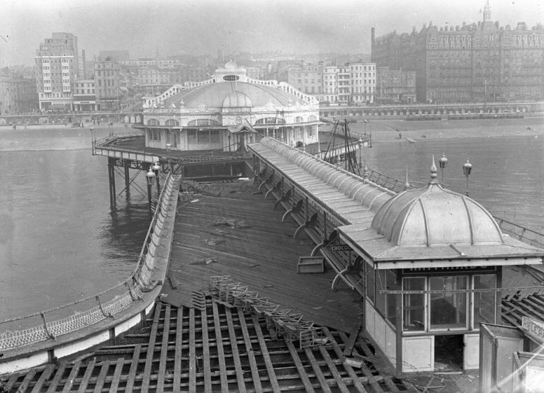 Repairing the West Pier, 22 September 1945 – WW2 in Brighton & Hove